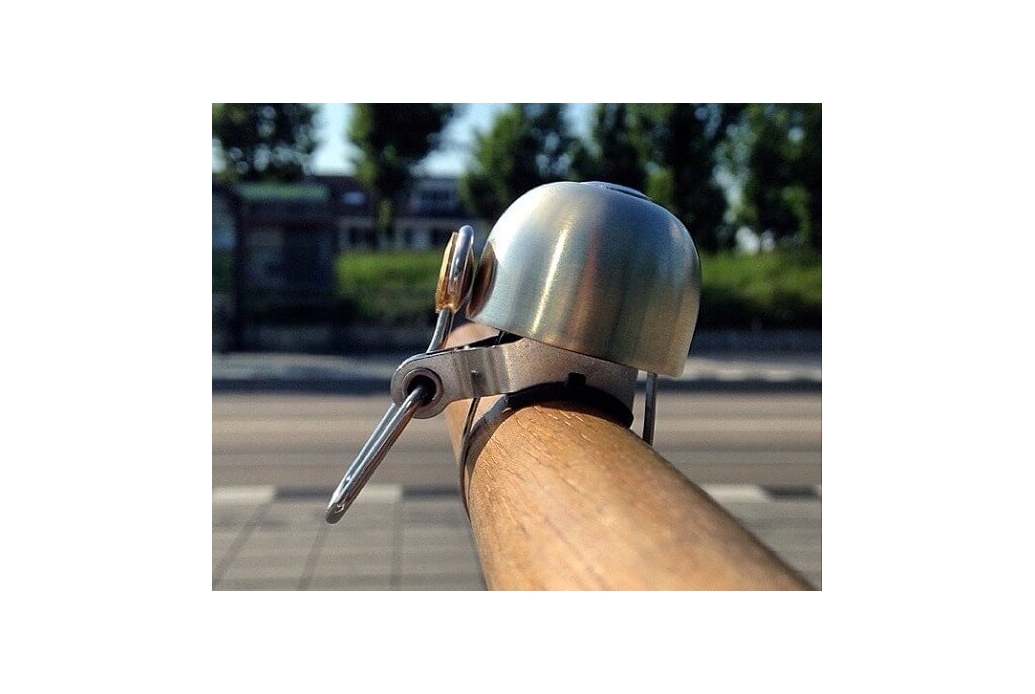 Cloche de grue japonaise E-NE chromée et plaquée argent